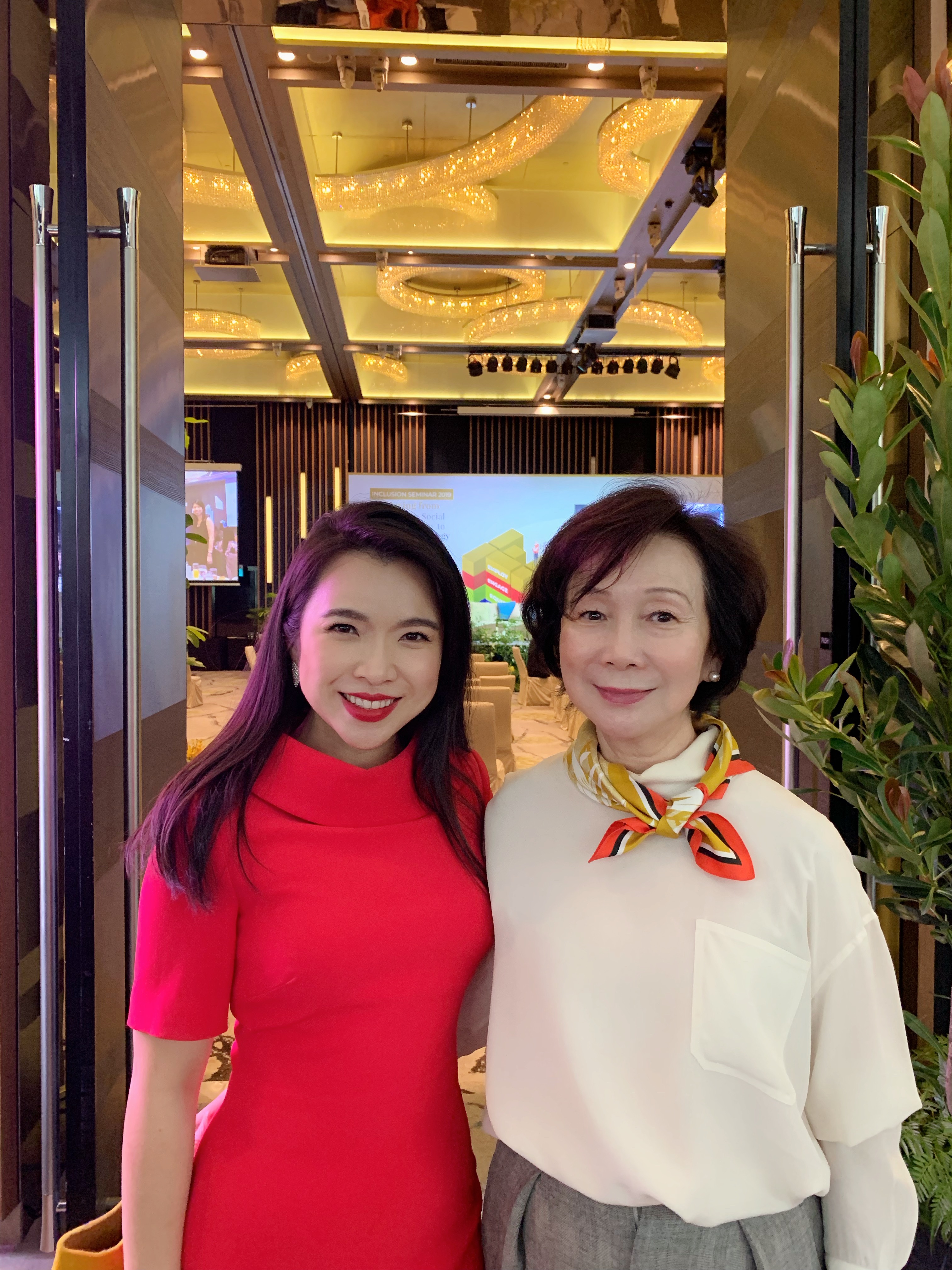 Gallery | Yvonne Chan